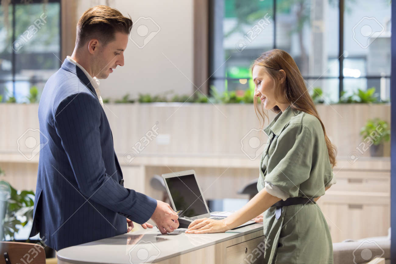 Employee Attendance Tracking with Lobbytrack Lobby App | Swift & Efficient